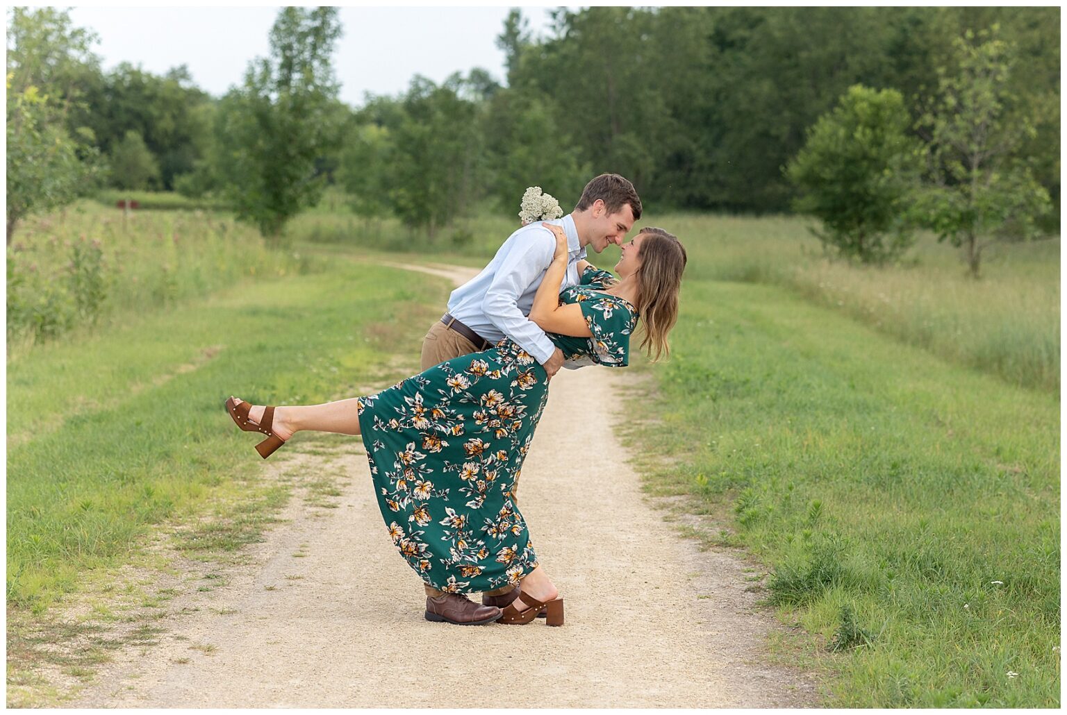SUMMERTIME ENGAGEMENT PHOTOS IN WEST SALEM, WI | HAILEY & REID ...